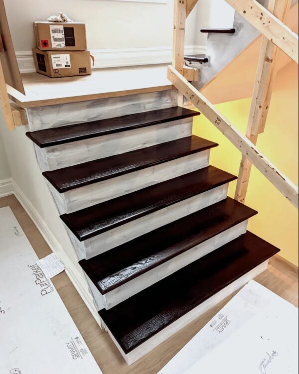Stairs refinishing & refurbishing services in Toronto and GTA.