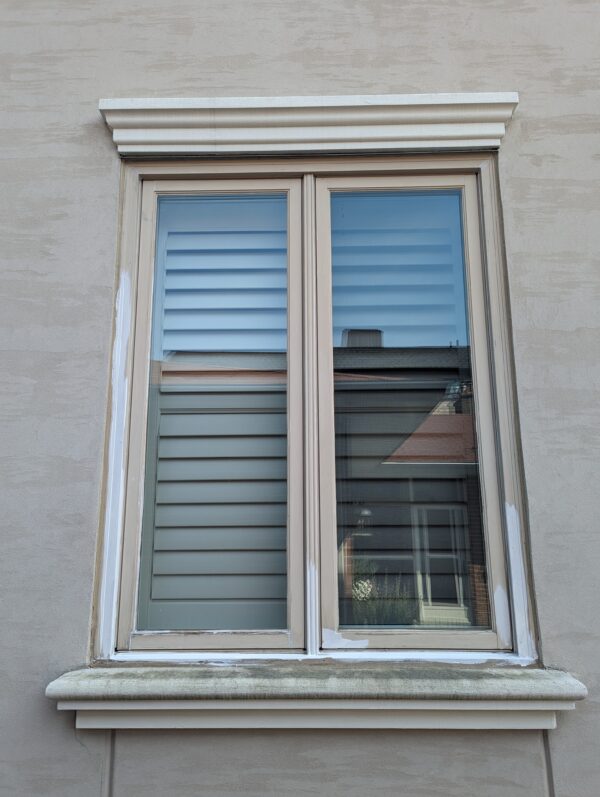 A Guide to Painting Window Frames Exterior | Wood and Vinyl