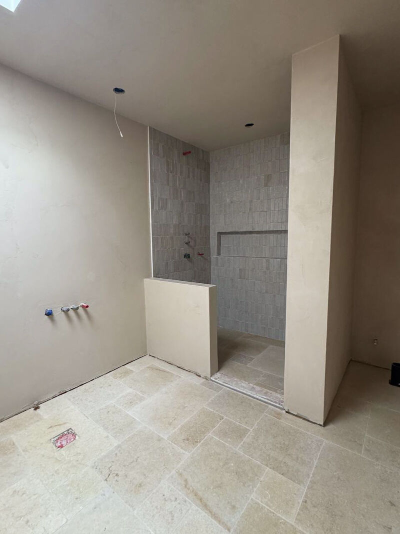 Microcement Bathrooms: A Guide to Seamless, Modern Design